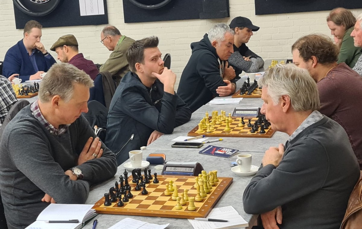 ESG uit de NOSBO-beker | Emmer Schaak Genootschap